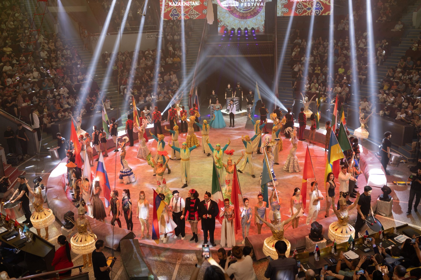 ALMATY CIRCUS FESTIVAL екінші халықаралық фестивалі өтіп жатыр